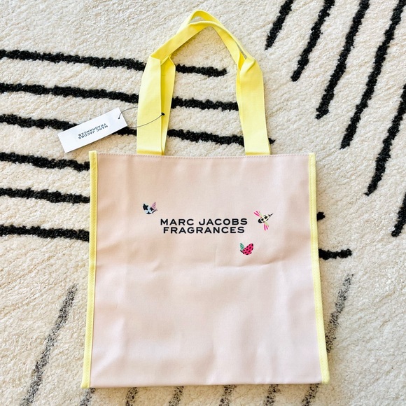 Marc Jacobs | Bags | Marc Jacobs Canvas Tote | Poshmark